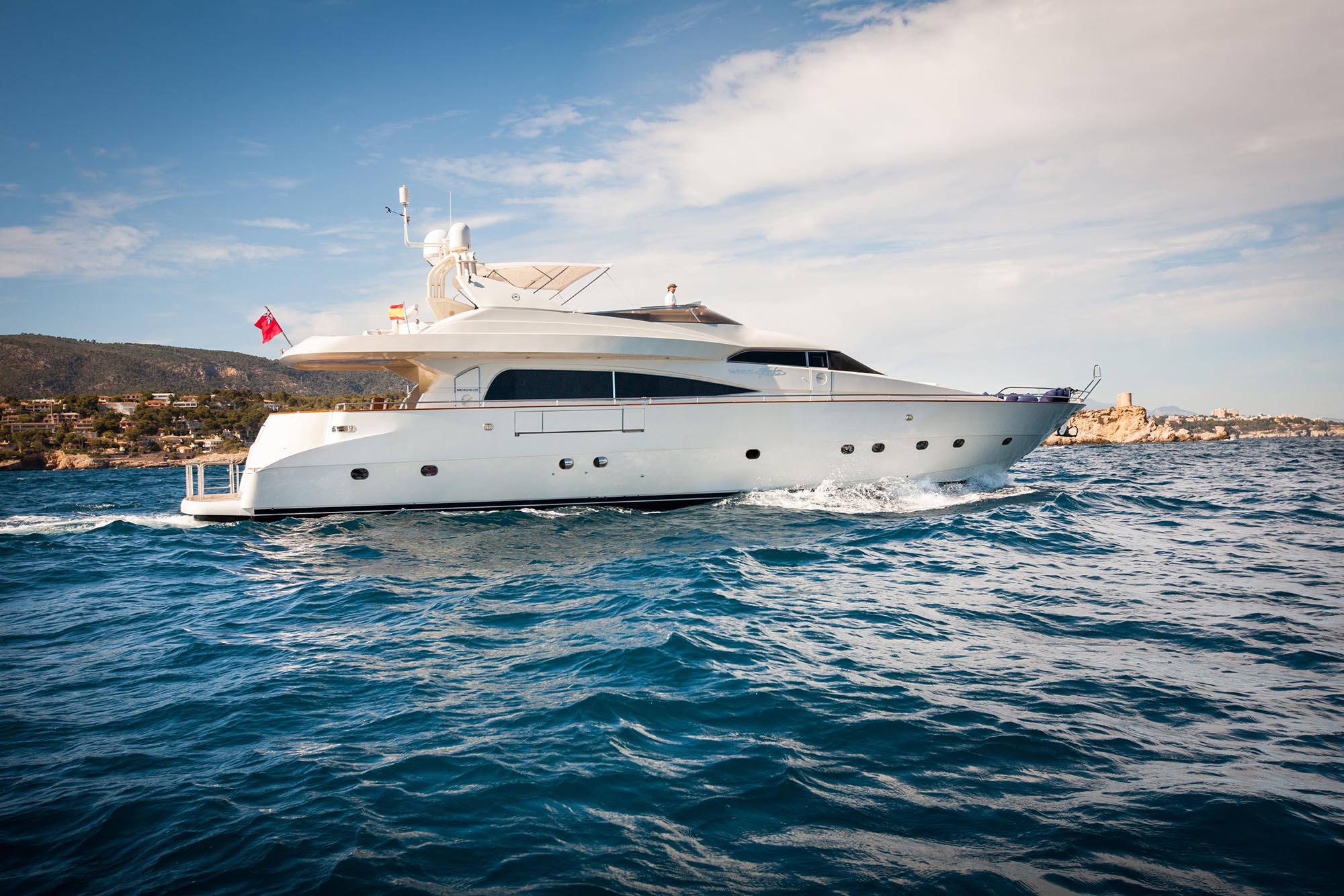 White Fang Luxury Yacht Charter | Moncada